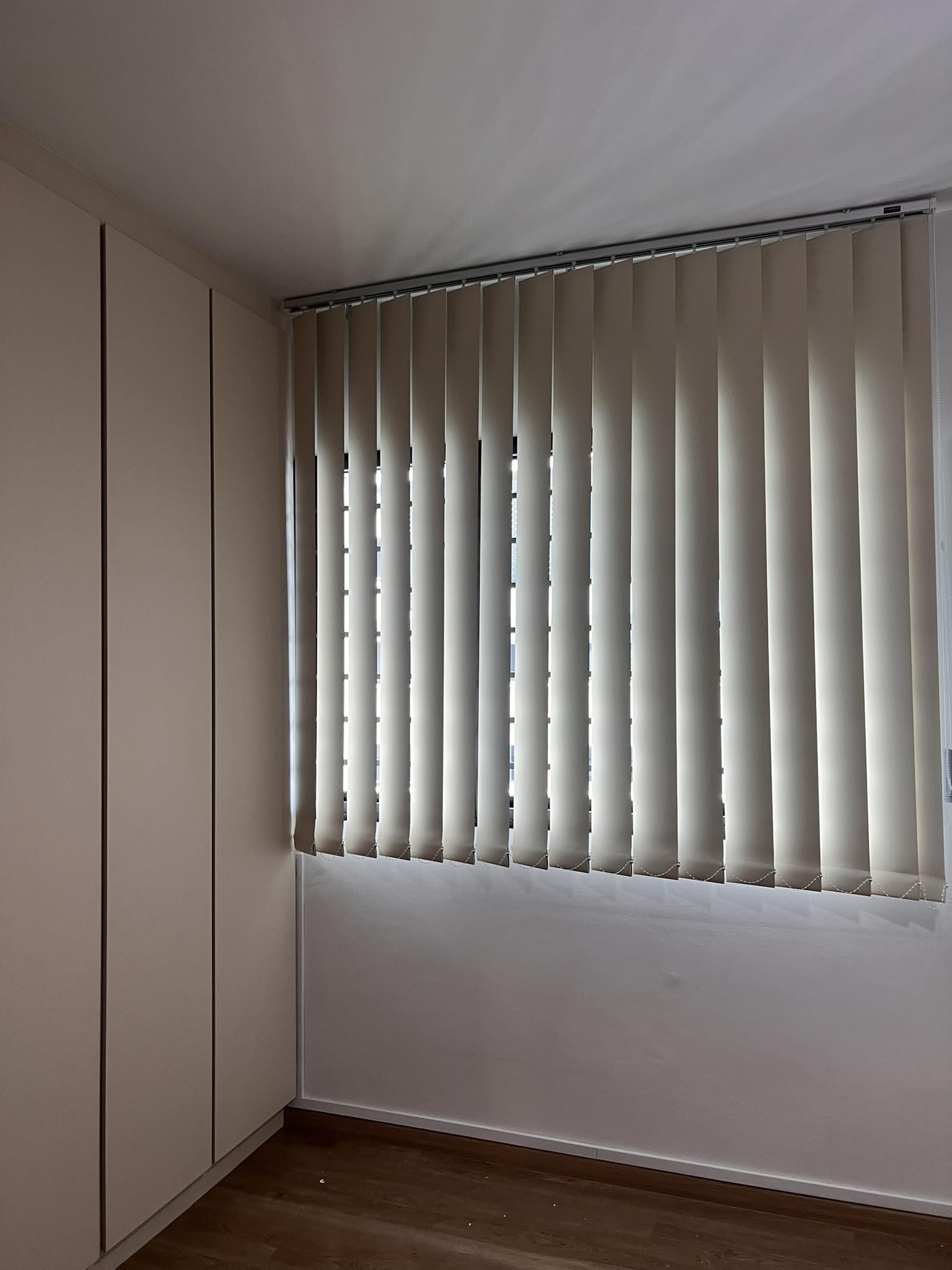 Custom-made Vertical Blind l Covering Johor Bahru & Singapore